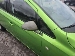 Green Opel Corsa 2015 in Kaunas, with an engine capacity of 1.25 L and mileage of 166 thousand km for 4100 €, photo 9 on AUTOMOTO.COM.LV