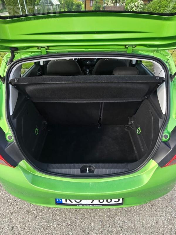 Green Opel Corsa 2016 in Ogre, with an engine capacity of 1.40 L and mileage of 116 thousand km for 6500 €, photo 7 on AUTOMOTO.COM.LV
