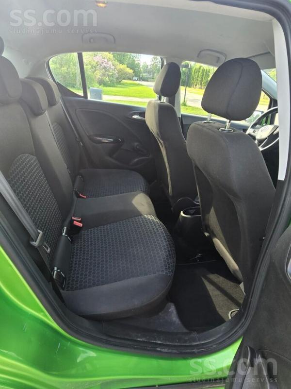 Green Opel Corsa 2016 in Ogre, with an engine capacity of 1.40 L and mileage of 116 thousand km for 6500 €, photo 10 on AUTOMOTO.COM.LV