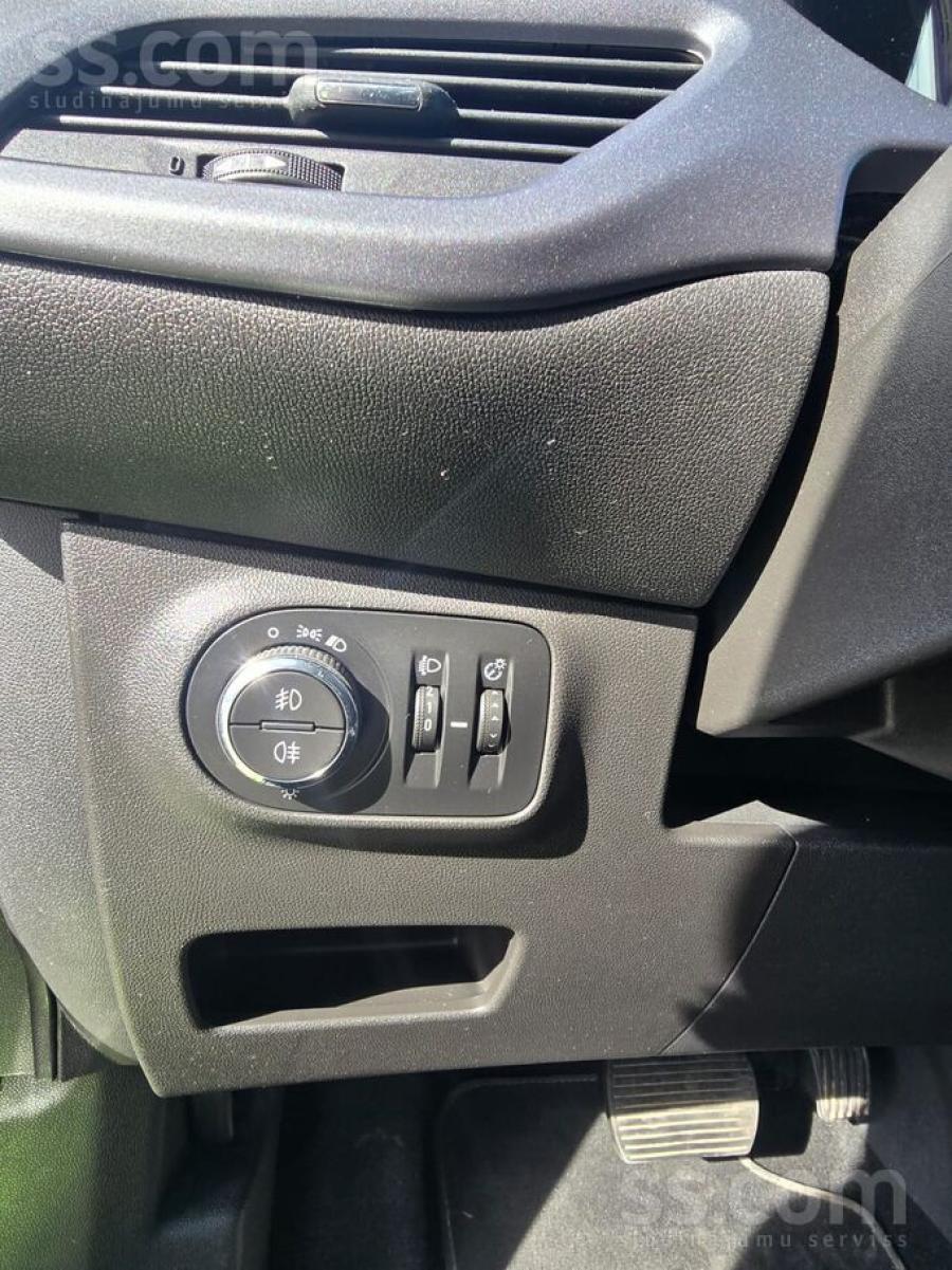 Zaļš Opel Corsa 2016 Ogre, ar dzinēja tilpumu 1.40 L un nobraukumu 116 tūkst. km par 6500 €, foto 14 vietnē AUTOMOTO.COM.LV