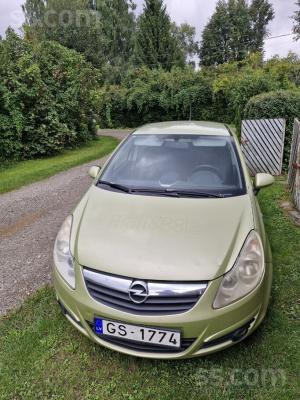 Zaļš Opel Corsa 2007 Rīga, ar dzinēja tilpumu 1.40 L un nobraukumu 404 tūkst. km par 1000 €, foto 3 vietnē AUTOMOTO.COM.LV