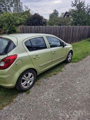 Zaļš Opel Corsa 2007 Rīga, ar dzinēja tilpumu 1.40 L un nobraukumu 404 tūkst. km par 1000 €, foto 5 vietnē AUTOMOTO.COM.LV