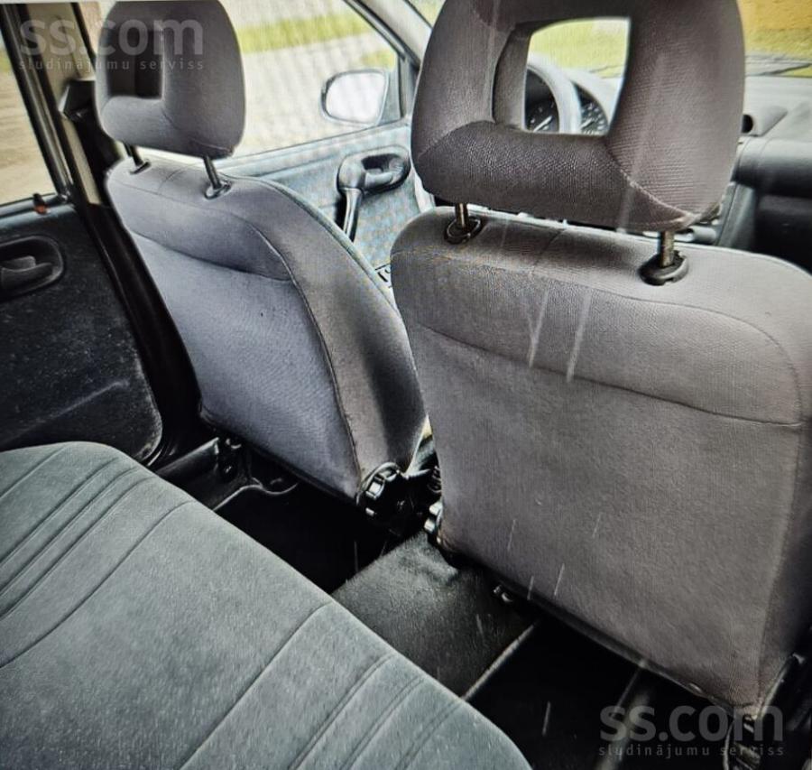 Green Opel Corsa 1999 in Riga, with an engine capacity of 1.70 L and mileage of 235 thousand km for 450 €, photo 5 on AUTOMOTO.COM.LV