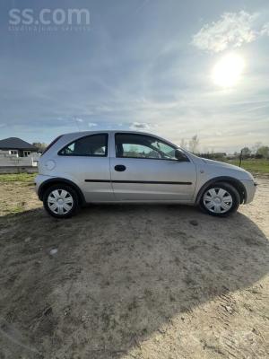 Grey Opel Corsa 2005 in Bauska, with an engine capacity of 1.00 L and mileage of 263 thousand km for 150 €, photo 5 on AUTOMOTO.COM.LV