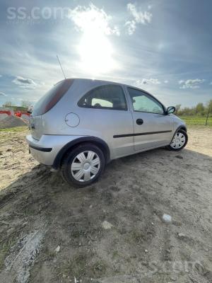Grey Opel Corsa 2005 in Bauska, with an engine capacity of 1.00 L and mileage of 263 thousand km for 150 €, photo 6 on AUTOMOTO.COM.LV