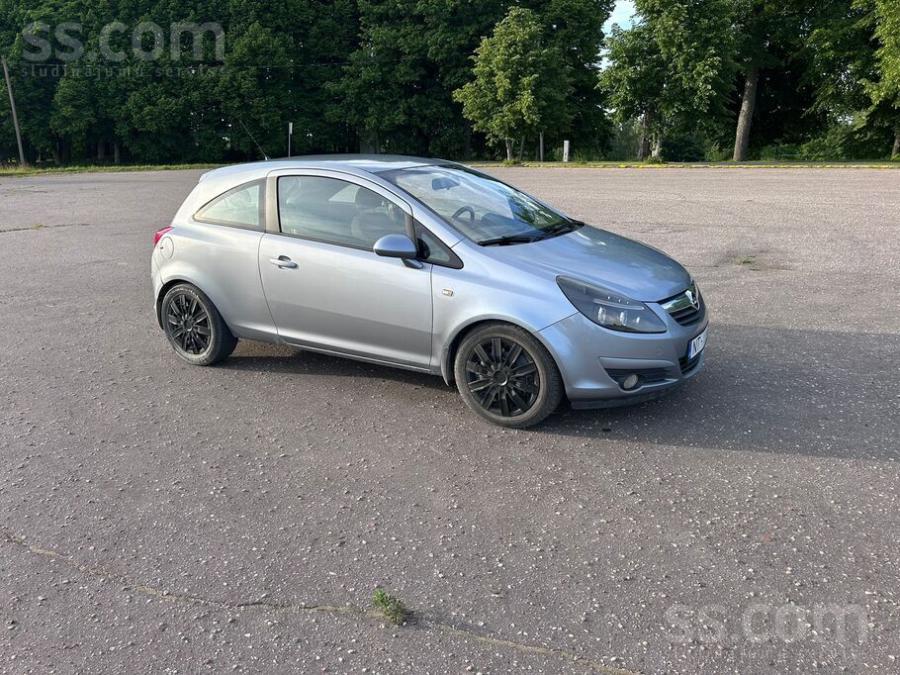 Pelēks Opel Corsa 2007 Ventspils, ar dzinēja tilpumu 1.30 L un nobraukumu 364 tūkst. km par 1250 €, foto 1 vietnē AUTOMOTO.COM.LV