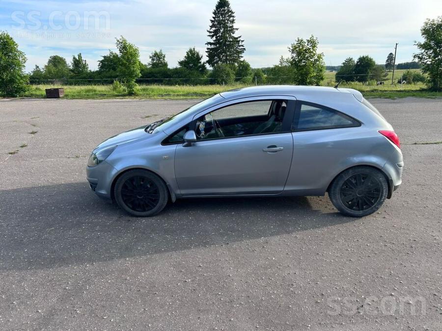 Pelēks Opel Corsa 2007 Ventspils, ar dzinēja tilpumu 1.30 L un nobraukumu 364 tūkst. km par 1250 €, foto 3 vietnē AUTOMOTO.COM.LV