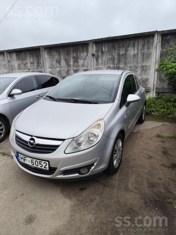 Grey Opel Corsa 2008 in Riga, with an engine capacity of 1.30 L and mileage of 363 thousand km for 1500 €, photo 1 on AUTOMOTO.COM.LV