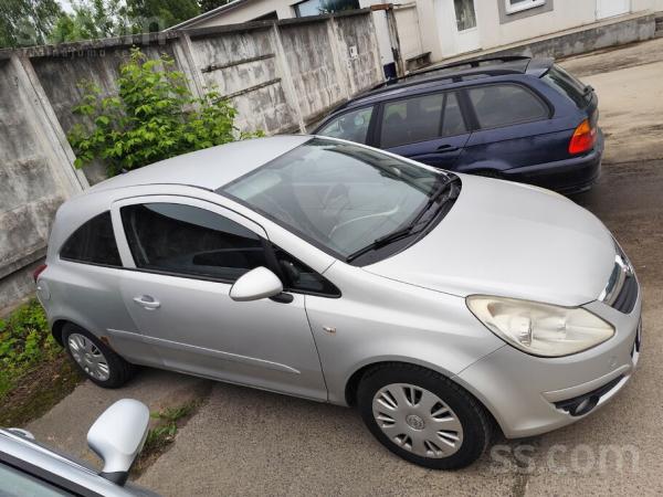 Grey Opel Corsa 2008 in Riga, with an engine capacity of 1.30 L and mileage of 363 thousand km for 1500 €, photo 3 on AUTOMOTO.COM.LV