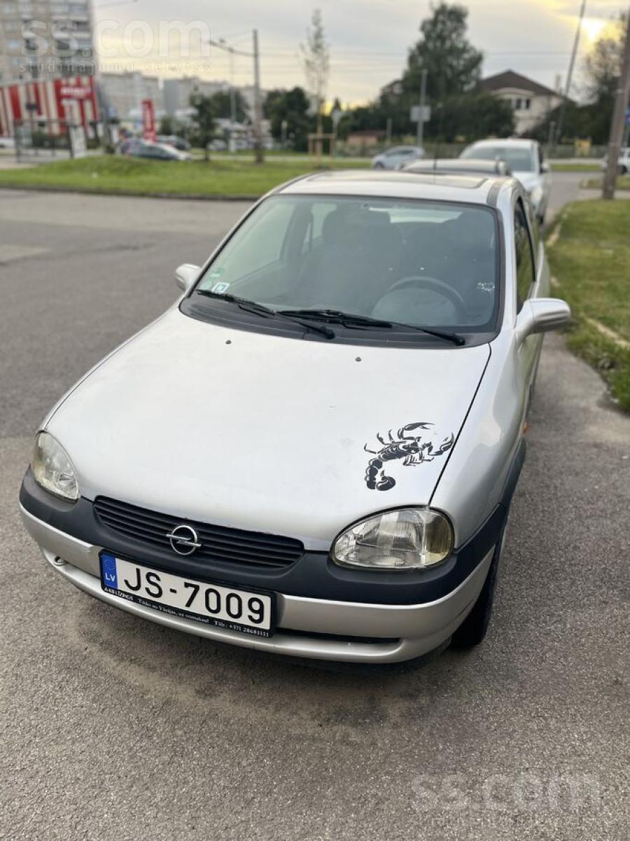 Pelēks Opel Corsa 1999 Rīga, ar dzinēja tilpumu 1.20 L un nobraukumu 130 tūkst. km par 400 €, foto 1 vietnē AUTOMOTO.COM.LV