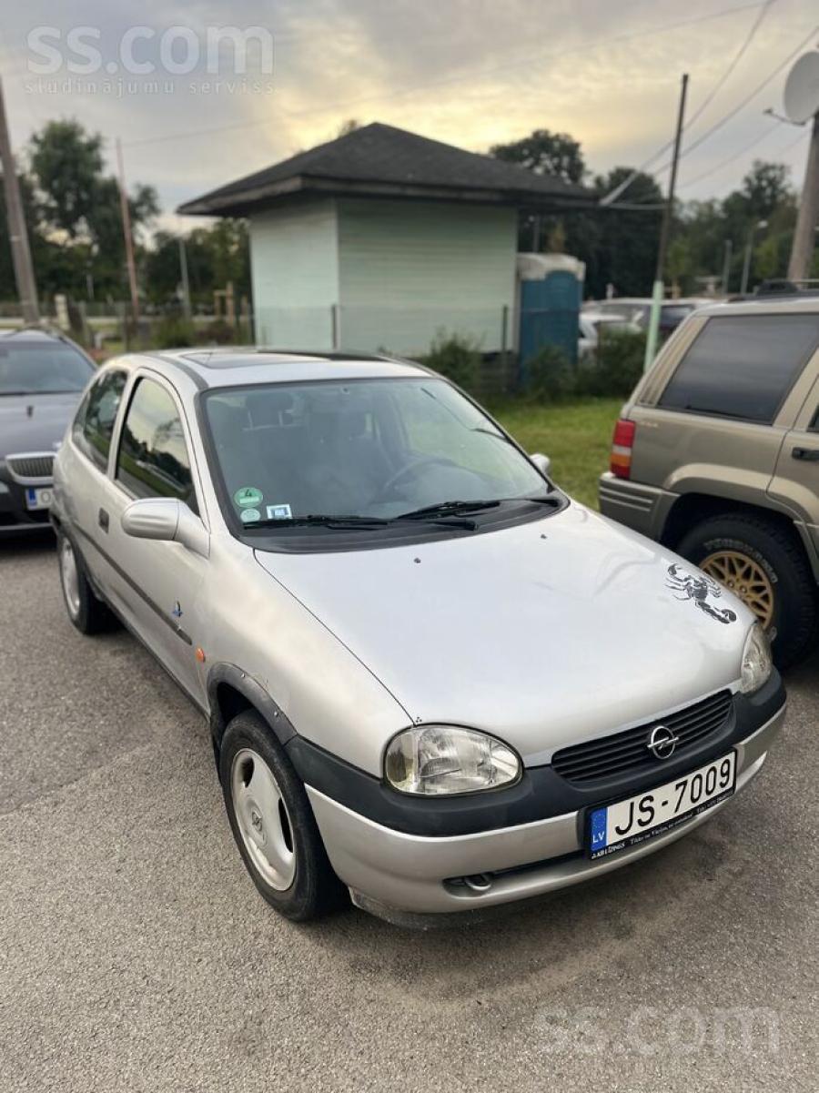 Pelēks Opel Corsa 1999 Rīga, ar dzinēja tilpumu 1.20 L un nobraukumu 130 tūkst. km par 400 €, foto 3 vietnē AUTOMOTO.COM.LV