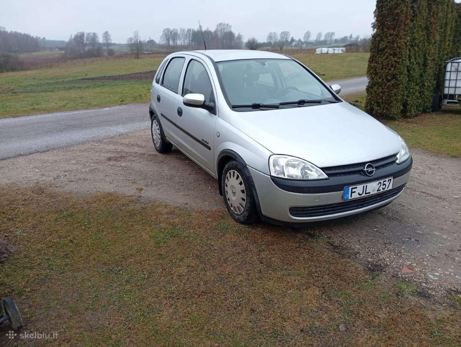 Pelēks Opel Corsa 2001 Alīta, ar dzinēja tilpumu 1.20 L un nobraukumu 268 tūkst. km par 240 €, foto 1 vietnē AUTOMOTO.COM.LV