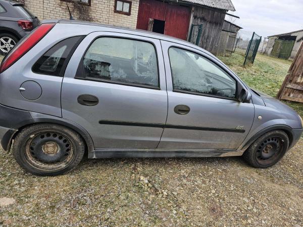 Pelēks Opel Corsa 2002 Anykščiai, ar dzinēja tilpumu 1.60 L un nobraukumu 221 tūkst. km par 399 €, foto 5 vietnē AUTOMOTO.COM.LV