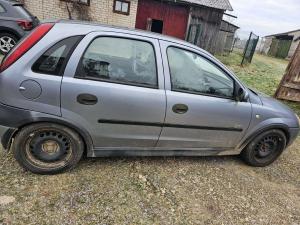 Grey Opel Corsa 2002 in Anyksciai, with an engine capacity of 1.60 L and mileage of 221 thousand km for 399 €, photo 5 on AUTOMOTO.COM.LV