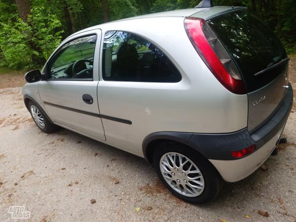 Pelēks Opel Corsa 2002 Viļņa, ar dzinēja tilpumu 1.20 L un nobraukumu 220 tūkst. km par 1850 €, foto 4 vietnē AUTOMOTO.COM.LV