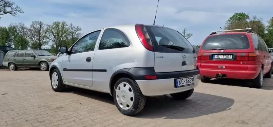 Pelēks Opel Corsa 2002 Valmiera, ar dzinēja tilpumu 1.20 L un nobraukumu 270 tūkst. km par 620 €, foto 6 vietnē AUTOMOTO.COM.LV