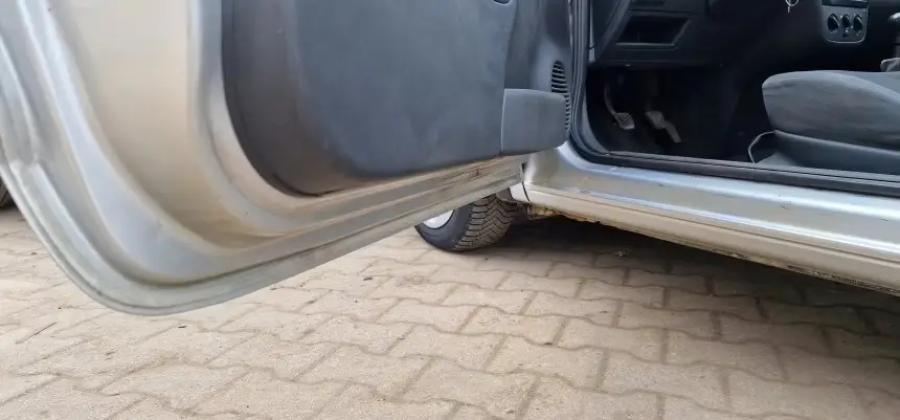 Pelēks Opel Corsa 2002 Valmiera, ar dzinēja tilpumu 1.20 L un nobraukumu 270 tūkst. km par 620 €, foto 14 vietnē AUTOMOTO.COM.LV