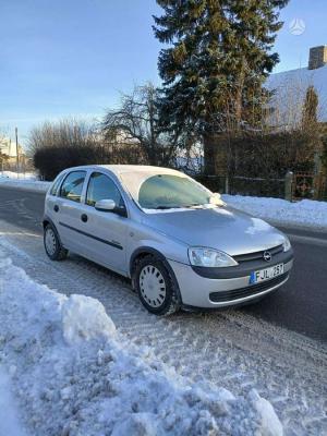 Pelēks Opel Corsa 2003 Kėdainiai, ar dzinēja tilpumu 1.20 L un nobraukumu 268 tūkst. km par 299 €, foto  vietnē AUTOMOTO.COM.LV
