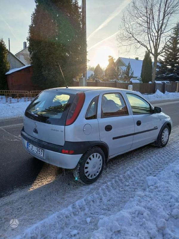 Grey Opel Corsa 2003 in Kedainiai, with an engine capacity of 1.20 L and mileage of 268 thousand km for 299 €, photo 3 on AUTOMOTO.COM.LV