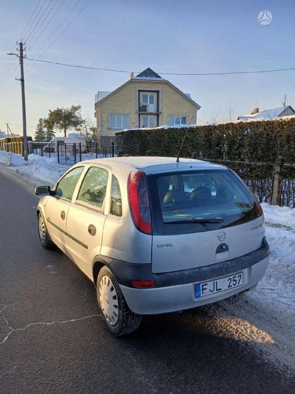 Grey Opel Corsa 2003 in Kedainiai, with an engine capacity of 1.20 L and mileage of 268 thousand km for 299 €, photo 4 on AUTOMOTO.COM.LV