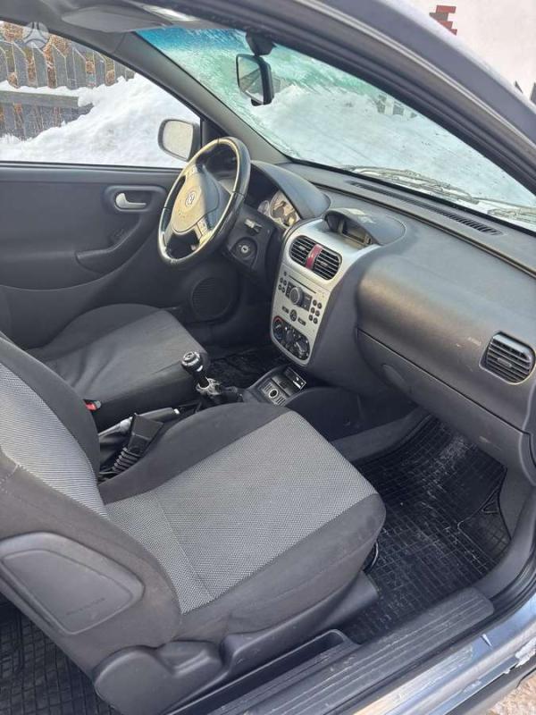 Pelēks Opel Corsa 2005 Kauņa, ar dzinēja tilpumu 1.00 L un nobraukumu 189 tūkst. km par 999 €, foto 6 vietnē AUTOMOTO.COM.LV