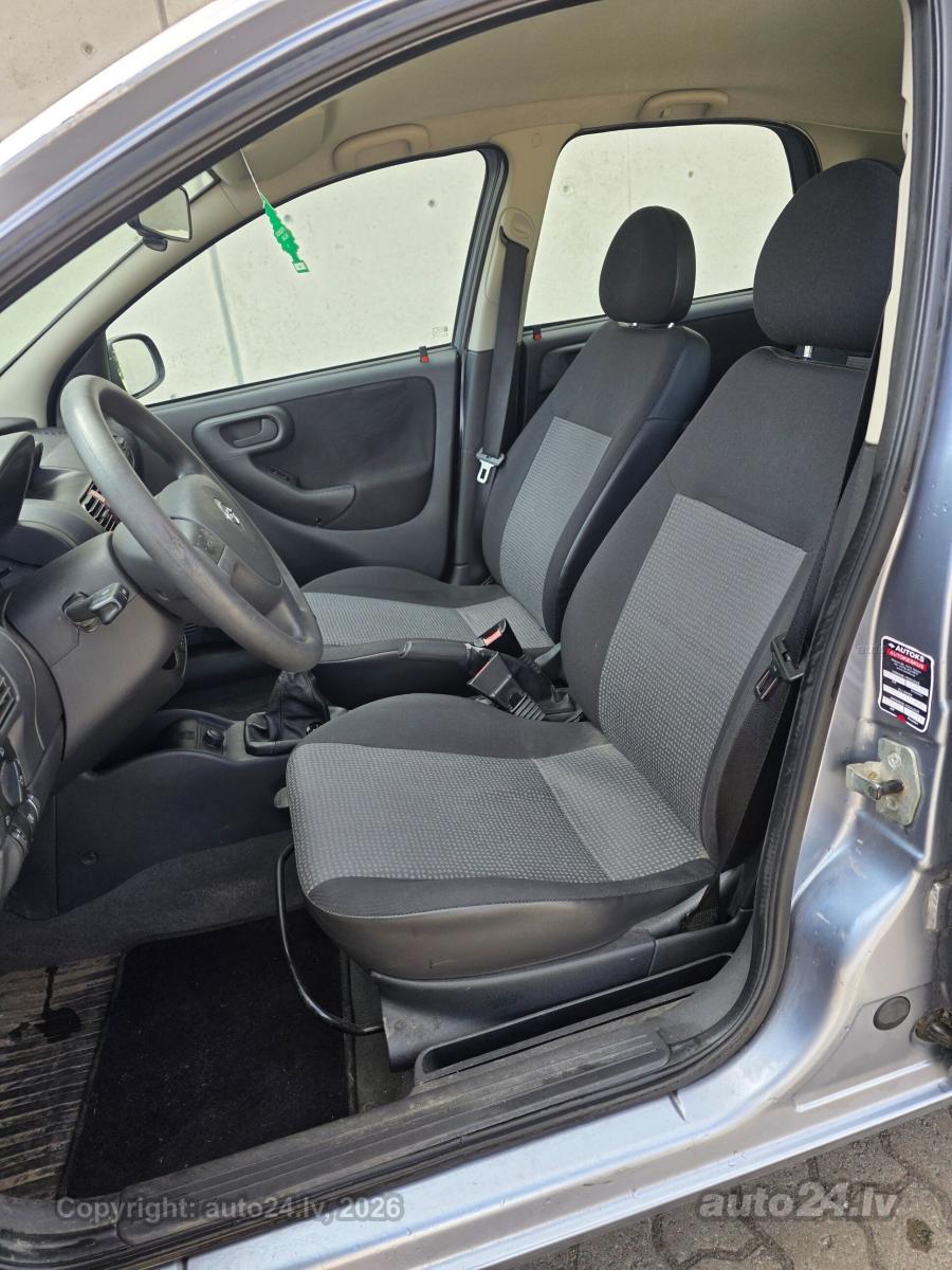 Pelēks Opel Corsa 2005 Viljandi, ar dzinēja tilpumu 1.20 L un nobraukumu 198 tūkst. km par 1299 €, foto 14 vietnē AUTOMOTO.COM.LV