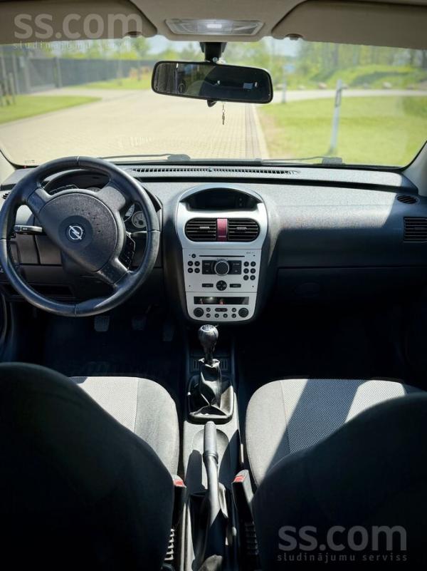 Grey Opel Corsa 2005 in Ventspils, with an engine capacity of 1.00 L and mileage of 126 thousand km for 1300 €, photo 7 on AUTOMOTO.COM.LV
