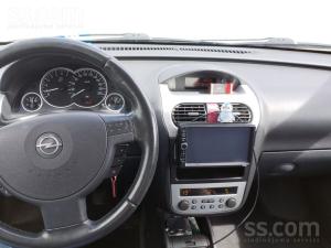 Grey Opel Corsa 2005 in Dobele, with an engine capacity of 1.00 L and mileage of 219 thousand km for 850 €, photo 6 on AUTOMOTO.COM.LV