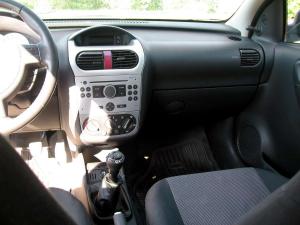 Pelēks Opel Corsa 2005 Biržai, ar dzinēja tilpumu 1.20 L un nobraukumu 182 tūkst. km par 700 €, foto 9 vietnē AUTOMOTO.COM.LV
