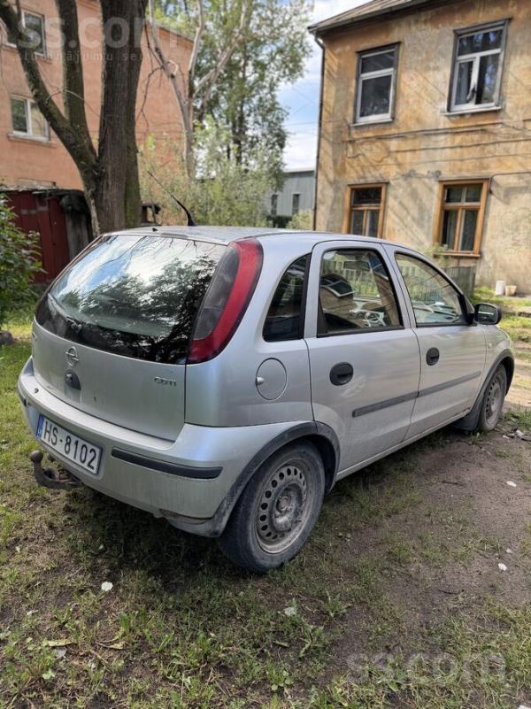 Pelēks Opel Corsa 2005 Rīga, ar dzinēja tilpumu 1.20 L un nobraukumu 292 tūkst. km par 1350 €, foto 5 vietnē AUTOMOTO.COM.LV
