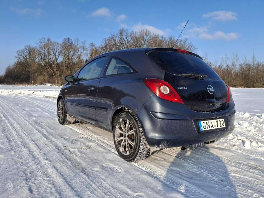 Pelēks Opel Corsa 2006 Kaišiadorys, ar dzinēja tilpumu 1.25 L un nobraukumu 243 tūkst. km par 999 €, foto 3 vietnē AUTOMOTO.COM.LV