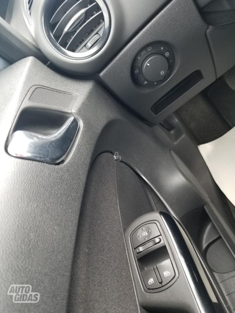 Pelēks Opel Corsa 2006 Kauņa, ar dzinēja tilpumu 1.20 L un nobraukumu 98 tūkst. km par 1450 €, foto 17 vietnē AUTOMOTO.COM.LV