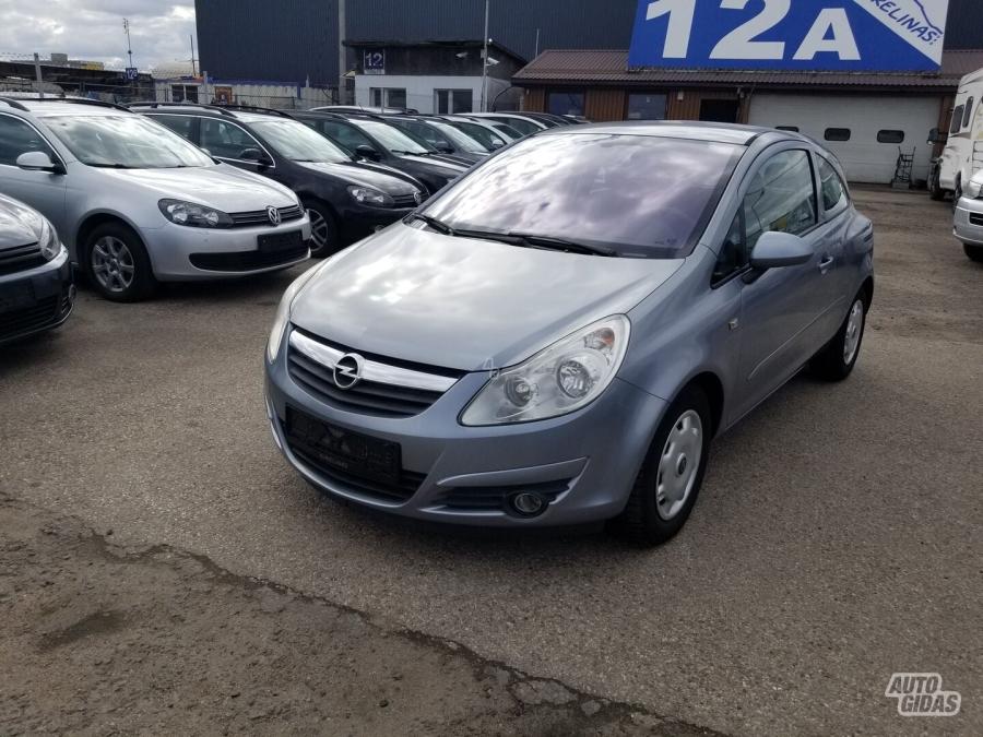 Grey Opel Corsa 2006 in Kaunas, with an engine capacity of 1.20 L and mileage of 98 thousand km for 1499 €, photo 1 on AUTOMOTO.COM.LV