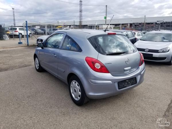 Grey Opel Corsa 2006 in Kaunas, with an engine capacity of 1.20 L and mileage of 98 thousand km for 1499 €, photo 6 on AUTOMOTO.COM.LV