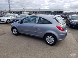 Grey Opel Corsa 2006 in Kaunas, with an engine capacity of 1.20 L and mileage of 98 thousand km for 1499 €, photo 8 on AUTOMOTO.COM.LV