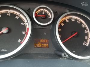 Grey Opel Corsa 2006 in Kaunas, with an engine capacity of 1.20 L and mileage of 98 thousand km for 1499 €, photo 12 on AUTOMOTO.COM.LV