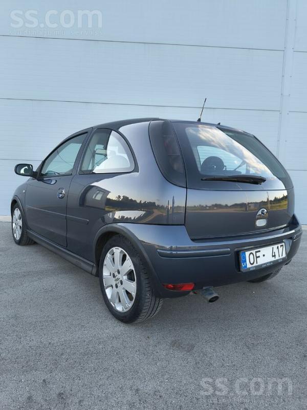 Grey Opel Corsa 2006 in Preili, with an engine capacity of 1.20 L and mileage of 179 thousand km for 1300 €, photo 3 on AUTOMOTO.COM.LV