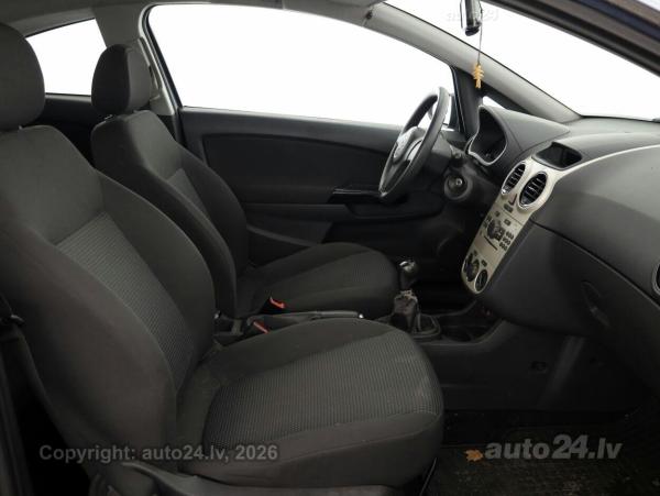 Grey Opel Corsa 2007 in Tallinn, with an engine capacity of 1.20 L and mileage of 178 thousand km for 599 €, photo 6 on AUTOMOTO.COM.LV