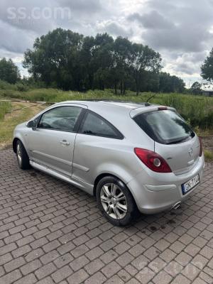 Pelēks Opel Corsa 2007 Ventspils, ar dzinēja tilpumu 1.70 L un nobraukumu 245 tūkst. km par 1050 €, foto 3 vietnē AUTOMOTO.COM.LV