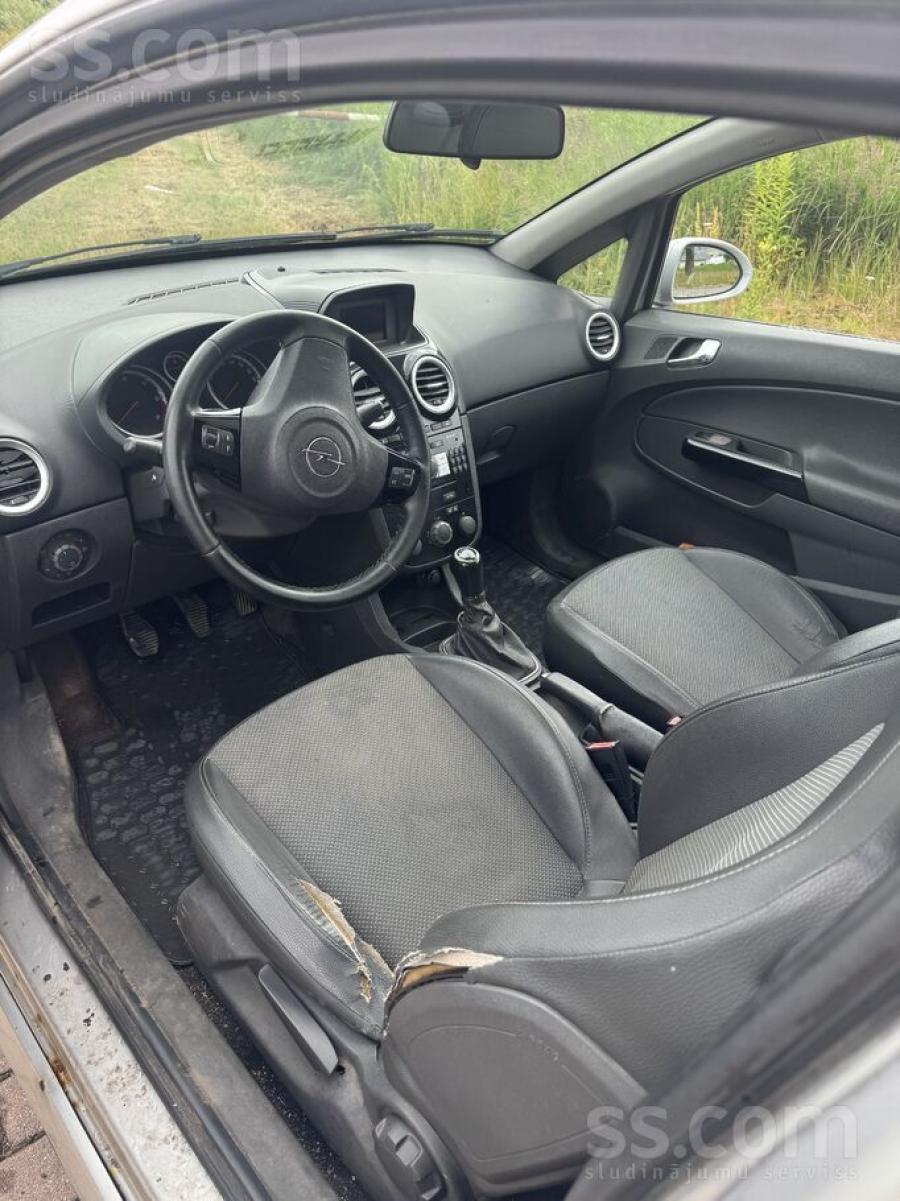 Pelēks Opel Corsa 2007 Ventspils, ar dzinēja tilpumu 1.70 L un nobraukumu 245 tūkst. km par 1050 €, foto 6 vietnē AUTOMOTO.COM.LV