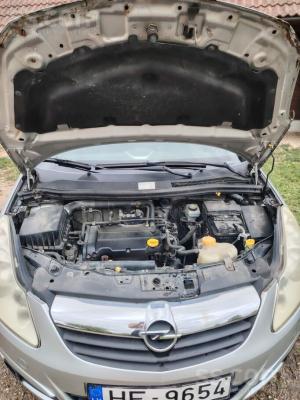 Grey Opel Corsa 2007 in Liepaja, with an engine capacity of 1.20 L and mileage of 131 thousand km for 1500 €, photo 9 on AUTOMOTO.COM.LV