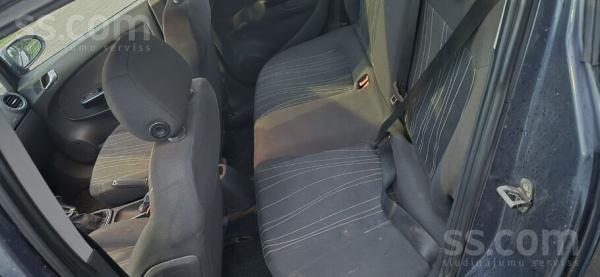 Opel Corsa 2007 Jēkabpils vietnē Pelēks Opel Corsa 2007 Jēkabpils, ar dzinēja tilpumu 1.30 L un nobraukumu 366 tūkst. km par 1550 €, foto 8 vietnē AUTOMOTO.COM.LV