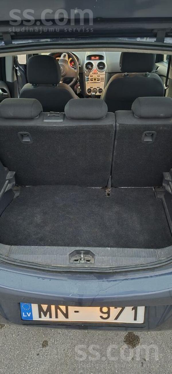 Opel Corsa 2007 Jēkabpils vietnē Pelēks Opel Corsa 2007 Jēkabpils, ar dzinēja tilpumu 1.30 L un nobraukumu 366 tūkst. km par 1550 €, foto 9 vietnē AUTOMOTO.COM.LV
