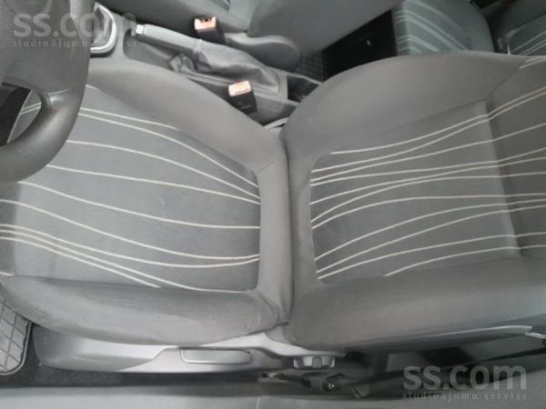Grey Opel Corsa 2007 in Riga, with an engine capacity of 1.20 L and mileage of 207 thousand km for 1700 €, photo 5 on AUTOMOTO.COM.LV