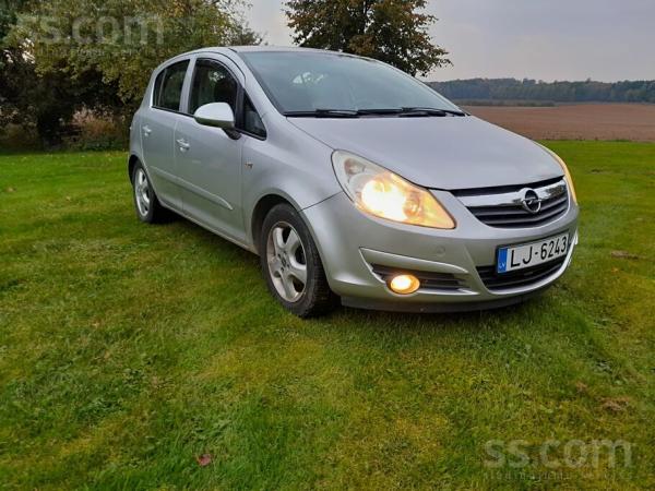 Grey Opel Corsa 2007 in Riga, with an engine capacity of 1.20 L and mileage of 207 thousand km for 1700 €, photo 9 on AUTOMOTO.COM.LV