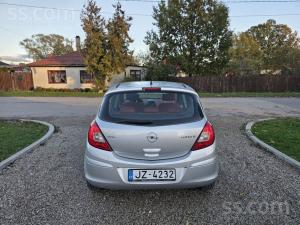 Grey Opel Corsa 2007 in Ventspils, with an engine capacity of 1.20 L and mileage of 153 thousand km for 2550 €, photo 8 on AUTOMOTO.COM.LV