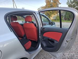 Grey Opel Corsa 2007 in Ventspils, with an engine capacity of 1.20 L and mileage of 153 thousand km for 2550 €, photo 20 on AUTOMOTO.COM.LV