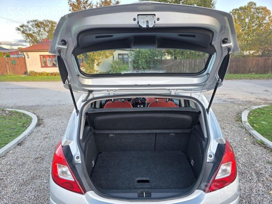 Grey Opel Corsa 2007 in Ventspils, with an engine capacity of 1.20 L and mileage of 153 thousand km for 2550 €, photo 21 on AUTOMOTO.COM.LV