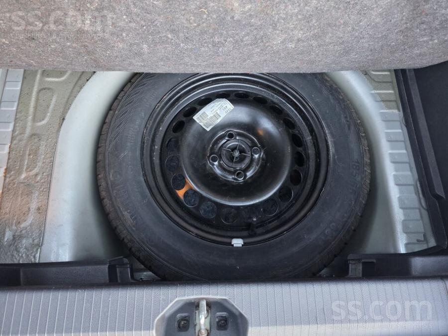 Grey Opel Corsa 2007 in Ventspils, with an engine capacity of 1.20 L and mileage of 153 thousand km for 2550 €, photo 23 on AUTOMOTO.COM.LV