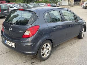 Pelēks Opel Corsa 2008 Rīga, ar dzinēja tilpumu 1.30 L un nobraukumu 332 tūkst. km par 650 €, foto 2 vietnē AUTOMOTO.COM.LV